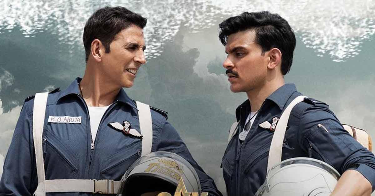 Sky Force star cast fees revealed! Akshay Kumar paid 197% higher than ...