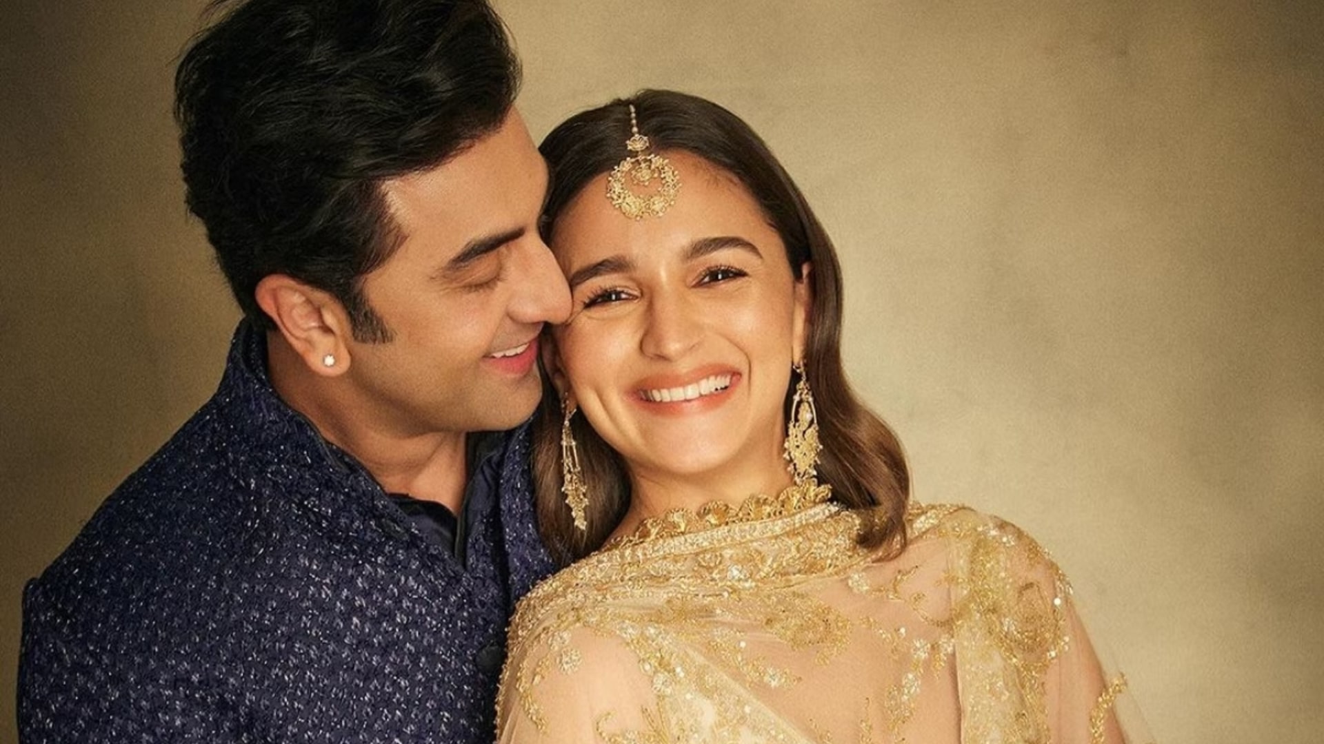 Alia Bhatt jumps into Ranbir Kapoor's support in viral post