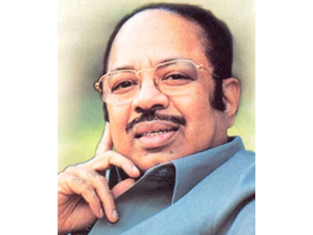 Kavya Maran's grandfather wrote a film that starred Jayalalitha and MGR