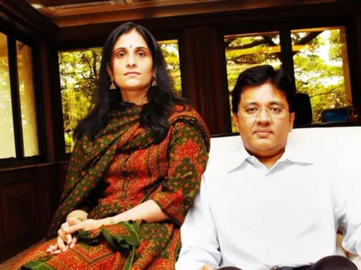 Kavya Maran's grandfather wrote a film that starred Jayalalitha and MGR