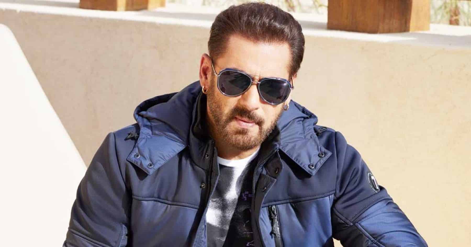 When Sikandar Salman Khan turned into a barber for the love of his fans