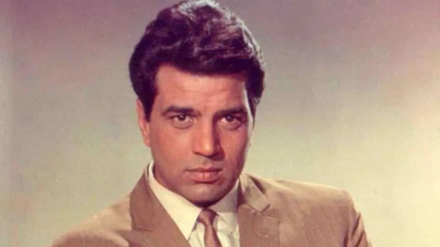 Legendary Bollywood actor Dharmendra passes away at 89