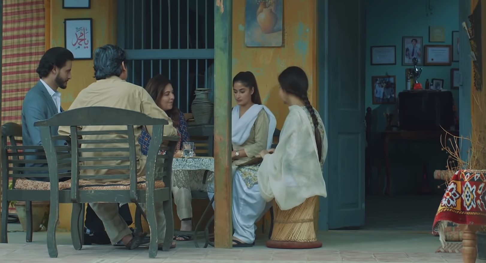 Alif, Episode 8: Qalb E Momin Finds Inspiration For His Next Film ...