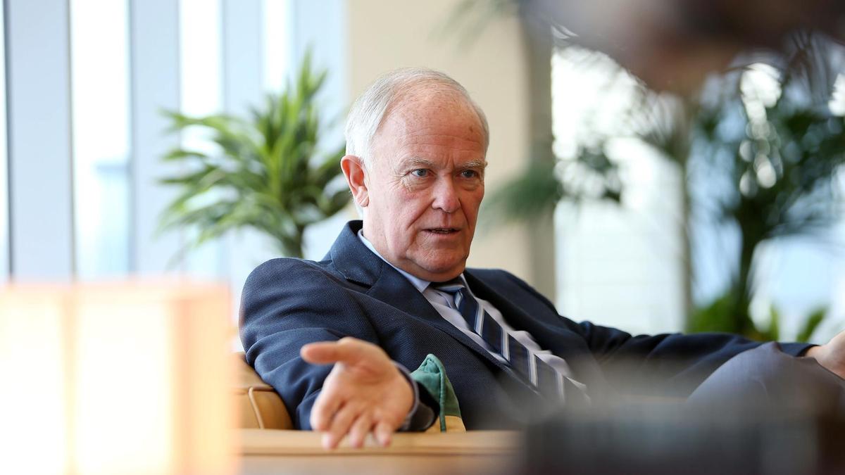 Emirates Airline President Sir Tim Clark To Step Down - Masala.com