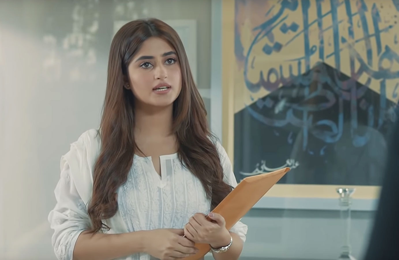 Alif, Episode 16: Momin and Momina Finally Come Face to Face Once Again ...