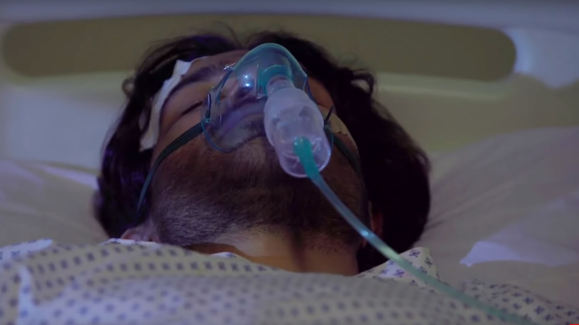 Ishqiya Episode 5: Hamza Remains In a Coma As Hamna Grieves Silently ...