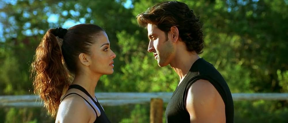 When Aishwarya Rai Bachchan was served legal notices for STEAMY 'Dhoom 2' kiss with Hrithik ...
