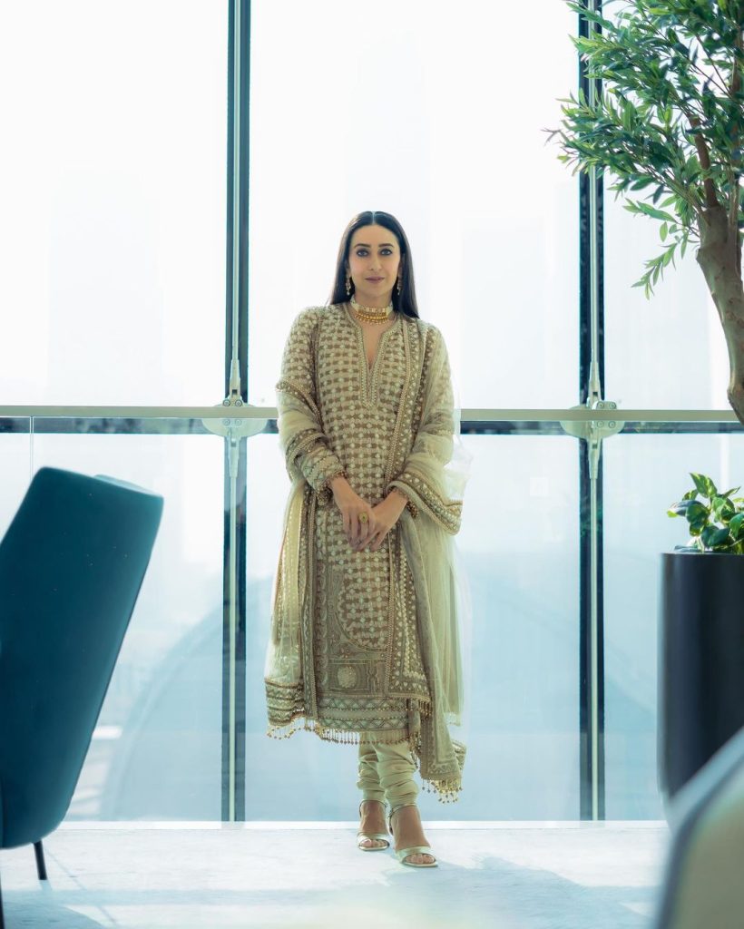 Karisma Kapoor's 90s charm is FOREVER, and her NEW pics in Tarun ...