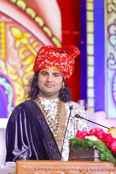 Meet 'Pookie' Baba Aniruddhacharya- Internet’s hottest sensation with a ...