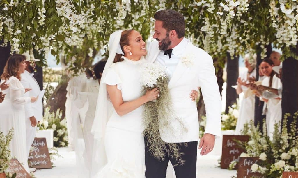 Ben Affleck and Jennifer Lopez divorce: After cosying up to estranged ...