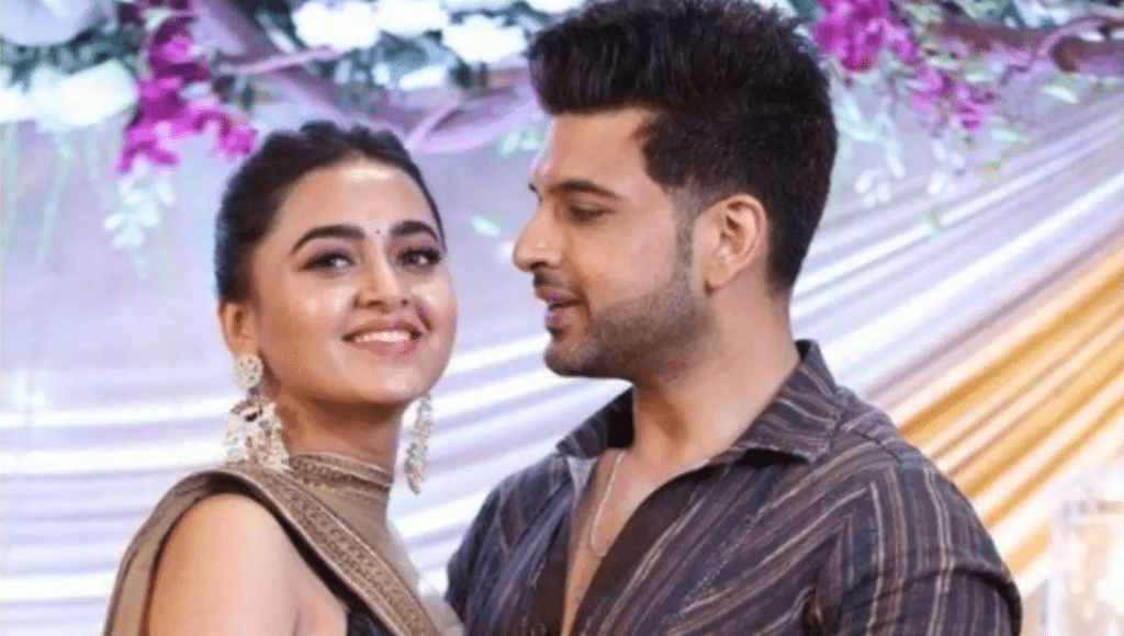 Tejasswi Prakash gets trolled as she gets snapped with BF Karan Kundrra Tejasswi Prakash gets trolled as she gets snapped with BF Karan Kundrra