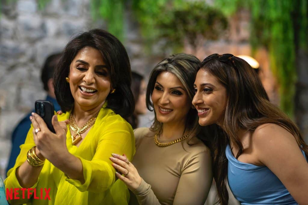 Dining With The Kapoors: Kareena Kapoor Khan, Ranbir Kapoor, Karisma Kapoor & more bond over ...